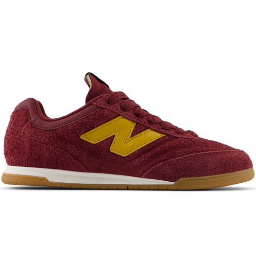 New Balance sportcipő és ruházat akció
